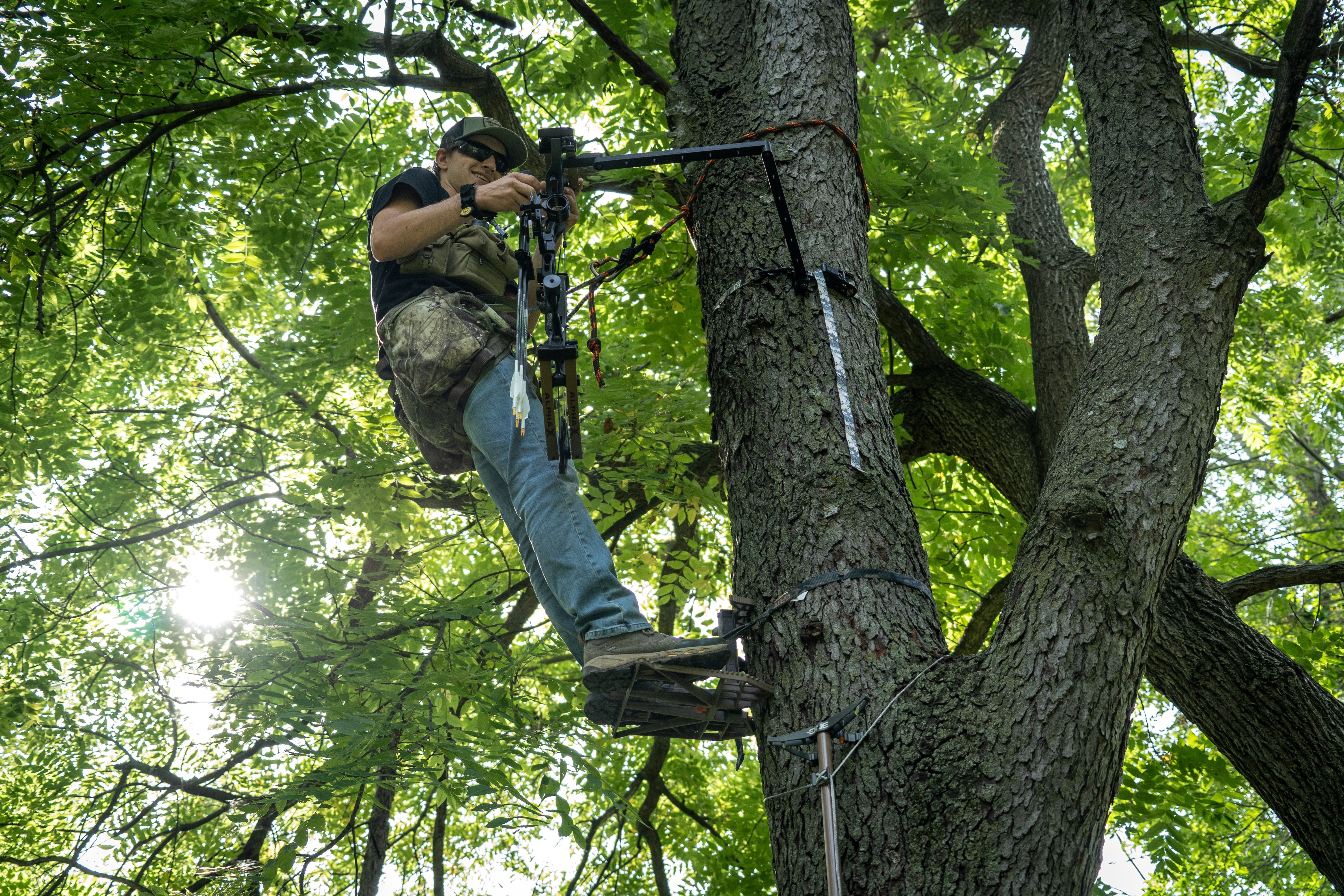 Trick Outdoors Leveling Long Reach Bow Hanger